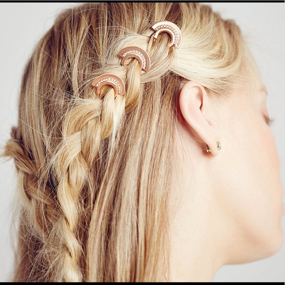 Chloe + Isabel | Jewelry | Chloe And Isabel X Jen Atkin Mini Fan Pin ...